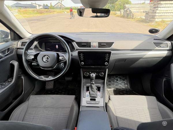 Grey Skoda SuperB 2022 in Kaunas, with an engine capacity of 1.40 L and mileage of 400 thousand km for 11950 €, photo 8 on AUTOMOTO.COM.LV