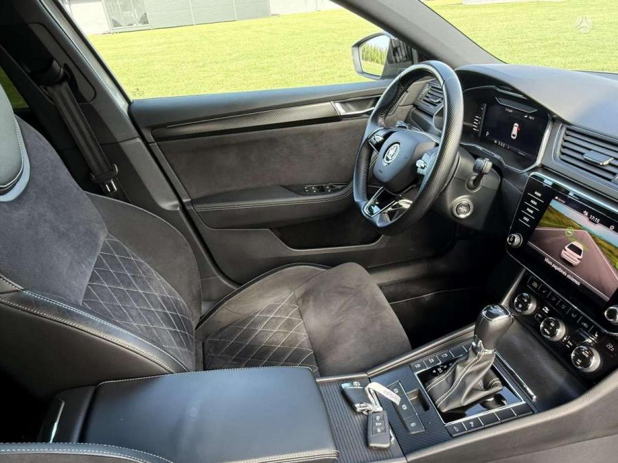 Grey Skoda SuperB 2022 in Vilnius, with an engine capacity of 1.97 L and mileage of 95 thousand km for 23900 €, photo 31 on AUTOMOTO.COM.LV