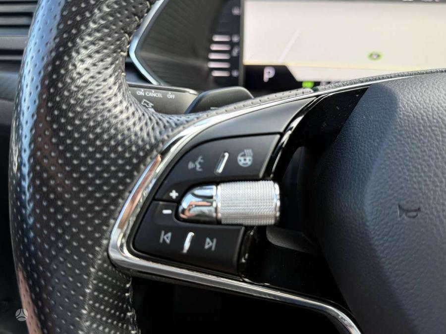 Grey Skoda SuperB 2022 in Vilnius, with an engine capacity of 1.97 L and mileage of 95 thousand km for 23900 €, photo 41 on AUTOMOTO.COM.LV