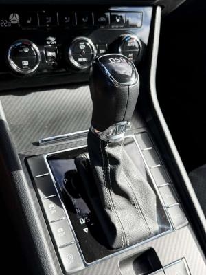 Grey Skoda SuperB 2022 in Vilnius, with an engine capacity of 1.97 L and mileage of 95 thousand km for 23900 €, photo 42 on AUTOMOTO.COM.LV