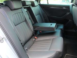 Pelēks Skoda SuperB 2022 Viļņa, ar dzinēja tilpumu 1.40 L un nobraukumu 88 tūkst. km par 25950 €, foto 19 vietnē AUTOMOTO.COM.LV