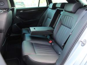 Pelēks Skoda SuperB 2022 Viļņa, ar dzinēja tilpumu 1.40 L un nobraukumu 88 tūkst. km par 25950 €, foto 20 vietnē AUTOMOTO.COM.LV