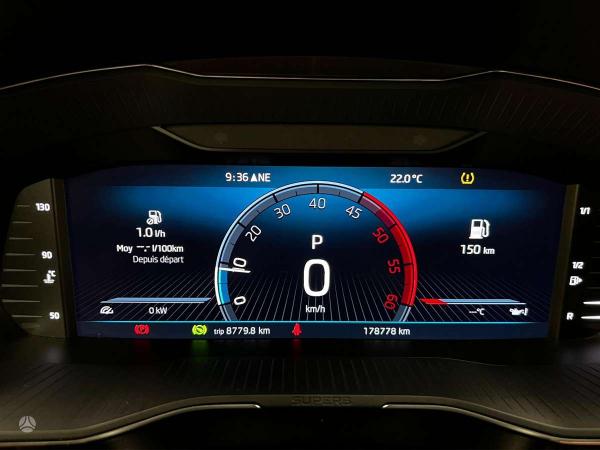 Grey Skoda SuperB 2022 in Marijampole, with an engine capacity of 1.97 L and mileage of 179 thousand km for 16456 €, photo 10 on AUTOMOTO.COM.LV