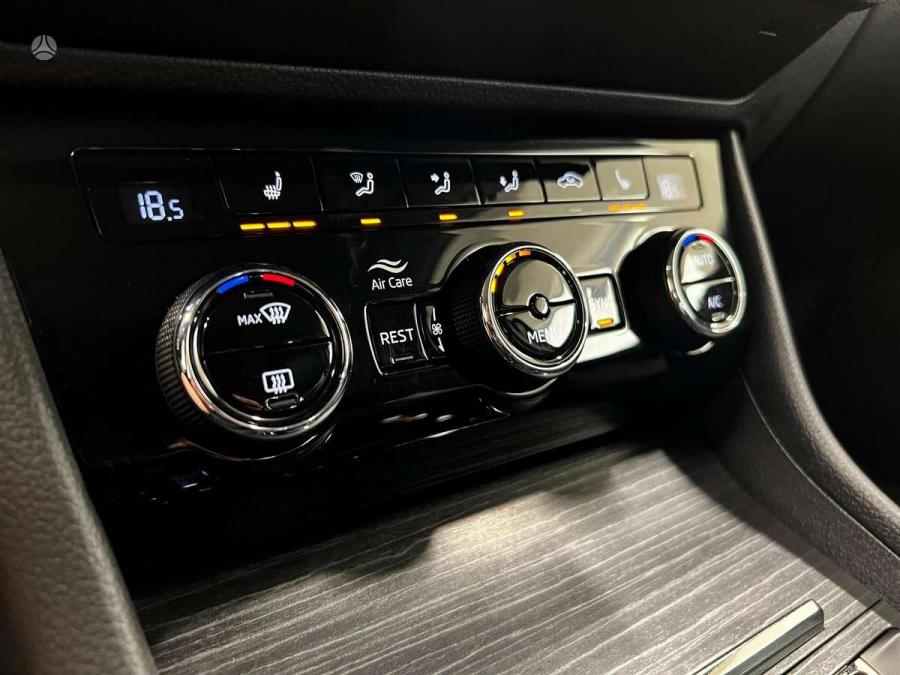 Pelēks Skoda SuperB 2022 Marijampole, ar dzinēja tilpumu 1.97 L un nobraukumu 179 tūkst. km par 16456 €, foto 14 vietnē AUTOMOTO.COM.LV