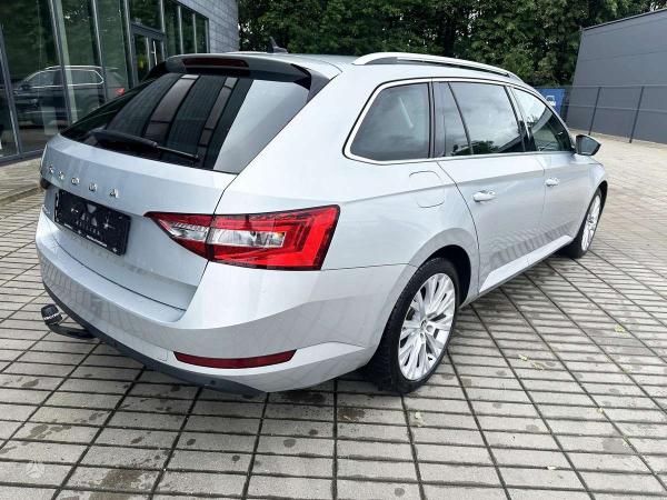 Grey Skoda SuperB 2022 in Kaunas, with an engine capacity of 0.00 L and mileage of 233 thousand km for 15900 €, photo 3 on AUTOMOTO.COM.LV