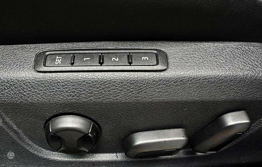 Pelēks Skoda SuperB 2022 Kauņa, ar dzinēja tilpumu 0.00 L un nobraukumu 233 tūkst. km par 15900 €, foto 11 vietnē AUTOMOTO.COM.LV