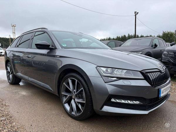 Pelēks Skoda SuperB 2022 Viļņa, ar dzinēja tilpumu 1.40 L un nobraukumu 109 tūkst. km par 22600 €, foto 2 vietnē AUTOMOTO.COM.LV