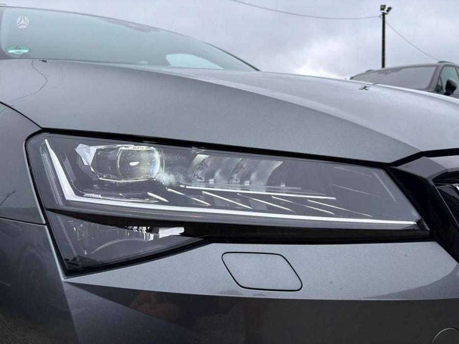Pelēks Skoda SuperB 2022 Viļņa, ar dzinēja tilpumu 1.40 L un nobraukumu 109 tūkst. km par 22600 €, foto 5 vietnē AUTOMOTO.COM.LV