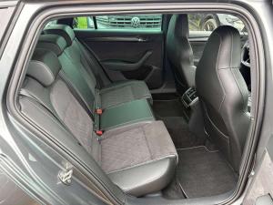 Pelēks Skoda SuperB 2022 Viļņa, ar dzinēja tilpumu 1.40 L un nobraukumu 109 tūkst. km par 22600 €, foto 18 vietnē AUTOMOTO.COM.LV