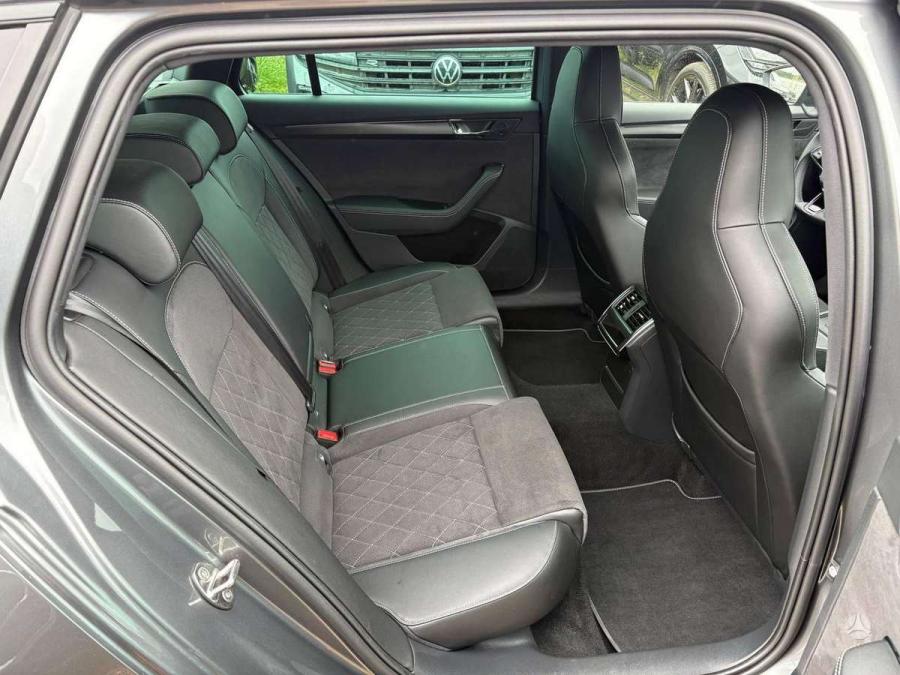 Pelēks Skoda SuperB 2022 Viļņa, ar dzinēja tilpumu 1.40 L un nobraukumu 109 tūkst. km par 22600 €, foto 18 vietnē AUTOMOTO.COM.LV
