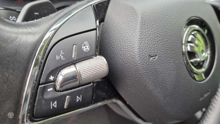 Grey Skoda SuperB 2022 in Vilnius, with an engine capacity of 0.00 L and mileage of 112 thousand km for 17666 €, photo 23 on AUTOMOTO.COM.LV
