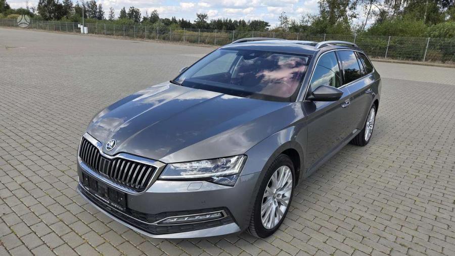 Pelēks Skoda SuperB 2022 Marijampole, ar dzinēja tilpumu 1.97 L un nobraukumu 195 tūkst. km par 17182 €, foto 1 vietnē AUTOMOTO.COM.LV