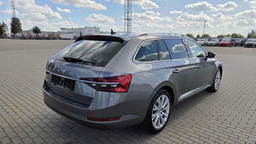 Pelēks Skoda SuperB 2022 Marijampole, ar dzinēja tilpumu 1.97 L un nobraukumu 195 tūkst. km par 17182 €, foto 7 vietnē AUTOMOTO.COM.LV