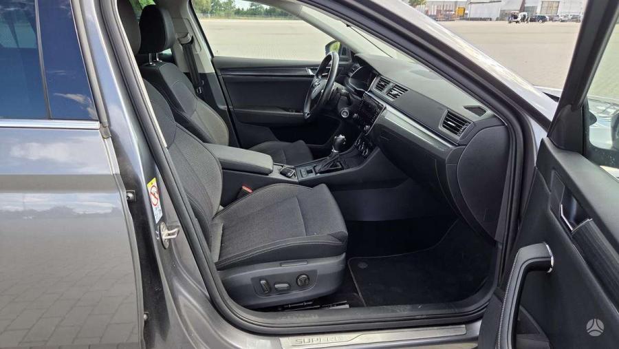 Pelēks Skoda SuperB 2022 Marijampole, ar dzinēja tilpumu 1.97 L un nobraukumu 195 tūkst. km par 17182 €, foto 15 vietnē AUTOMOTO.COM.LV