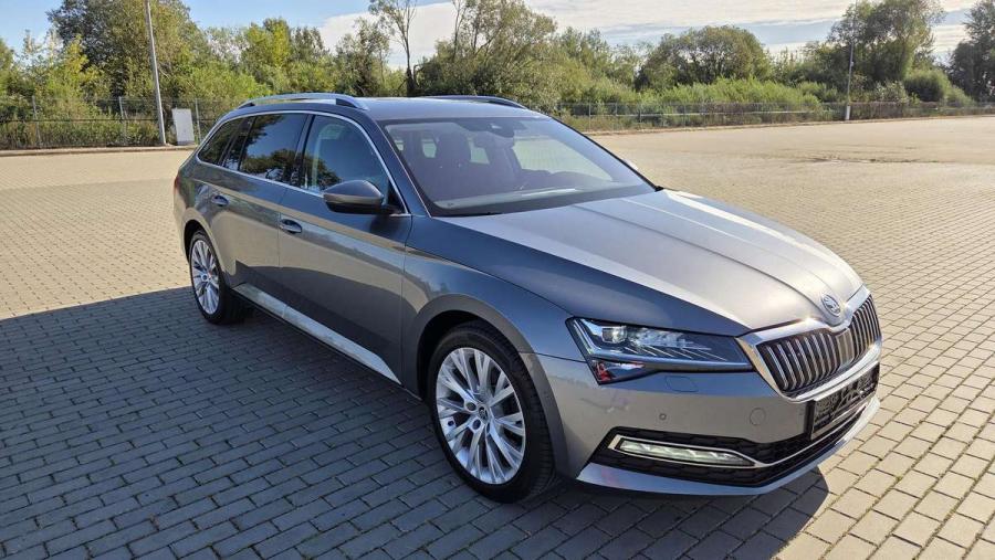 Grey Skoda SuperB 2022 in Marijampole, with an engine capacity of 1.97 L and mileage of 195 thousand km for 17182 €, photo 3 on AUTOMOTO.COM.LV