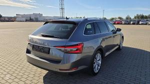 Grey Skoda SuperB 2022 in Marijampole, with an engine capacity of 1.97 L and mileage of 195 thousand km for 17182 €, photo 4 on AUTOMOTO.COM.LV