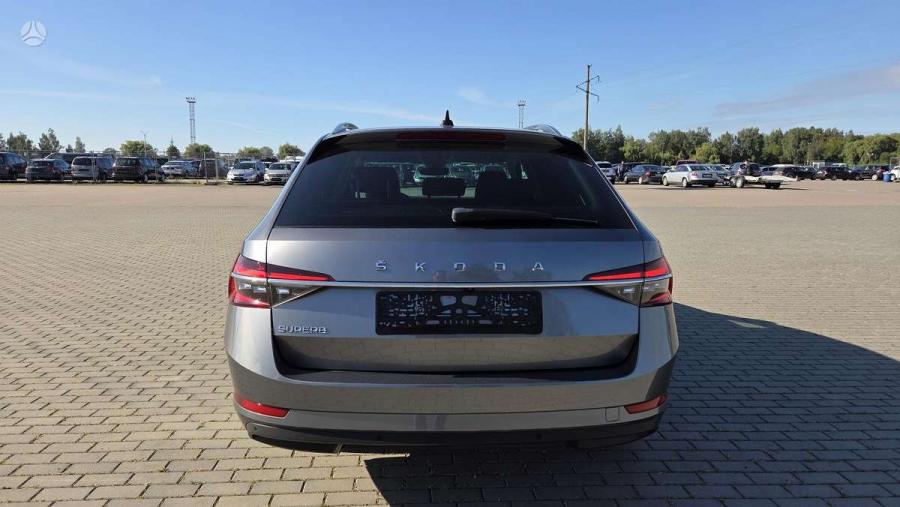 Grey Skoda SuperB 2022 in Marijampole, with an engine capacity of 1.97 L and mileage of 195 thousand km for 17182 €, photo 6 on AUTOMOTO.COM.LV