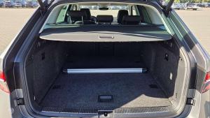 Grey Skoda SuperB 2022 in Marijampole, with an engine capacity of 1.97 L and mileage of 195 thousand km for 17182 €, photo 9 on AUTOMOTO.COM.LV