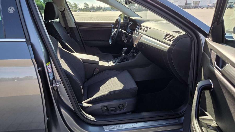 Grey Skoda SuperB 2022 in Marijampole, with an engine capacity of 1.97 L and mileage of 195 thousand km for 17182 €, photo 15 on AUTOMOTO.COM.LV