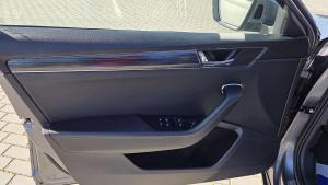 Grey Skoda SuperB 2022 in Marijampole, with an engine capacity of 1.97 L and mileage of 195 thousand km for 17182 €, photo 24 on AUTOMOTO.COM.LV