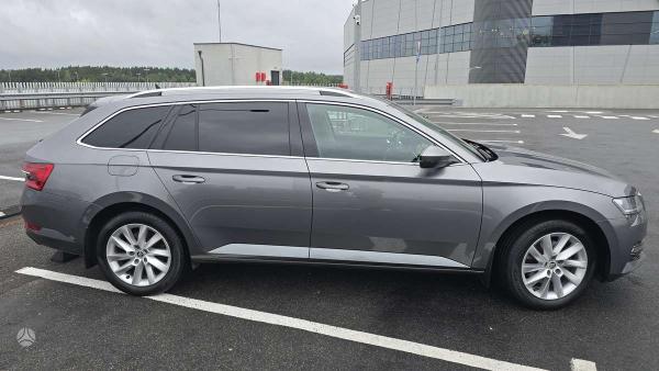 Pelēks Skoda SuperB 2022 Viļņa, ar dzinēja tilpumu 1.98 L un nobraukumu 89 tūkst. km par 24850 €, foto 5 vietnē AUTOMOTO.COM.LV