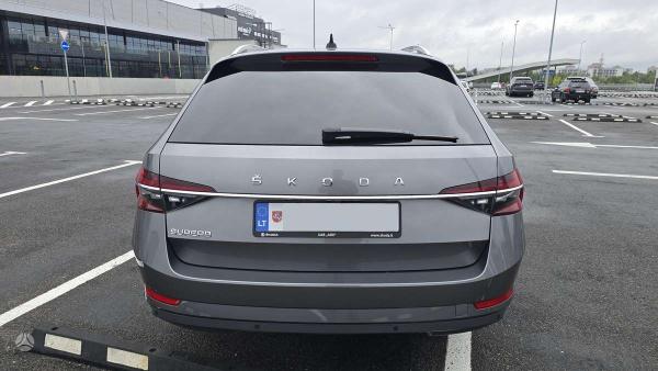 Pelēks Skoda SuperB 2022 Viļņa, ar dzinēja tilpumu 1.98 L un nobraukumu 89 tūkst. km par 24850 €, foto 7 vietnē AUTOMOTO.COM.LV