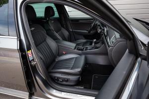 Grey Skoda SuperB 2022 in Jelgava, with an engine capacity of 2.00 L and mileage of 157 thousand km for 22650 €, photo 7 on AUTOMOTO.COM.LV