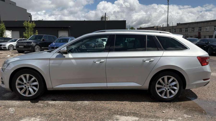 Pelēks Skoda SuperB 2022 Kauņa, ar dzinēja tilpumu 1.50 L un nobraukumu 148 tūkst. km par 15307 €, foto 5 vietnē AUTOMOTO.COM.LV