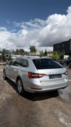 Pelēks Skoda SuperB 2022 Kauņa, ar dzinēja tilpumu 1.50 L un nobraukumu 148 tūkst. km par 15307 €, foto 7 vietnē AUTOMOTO.COM.LV