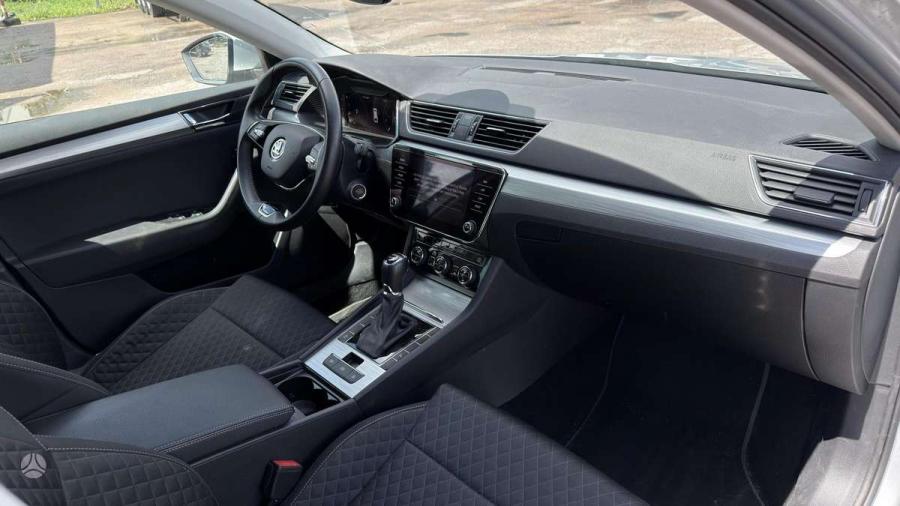 Pelēks Skoda SuperB 2022 Kauņa, ar dzinēja tilpumu 1.50 L un nobraukumu 148 tūkst. km par 15307 €, foto 12 vietnē AUTOMOTO.COM.LV