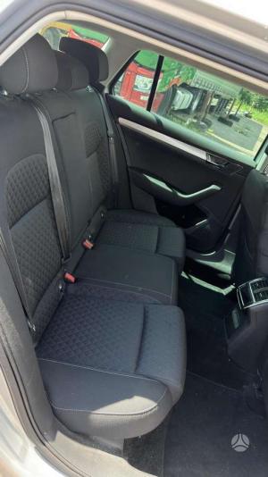 Pelēks Skoda SuperB 2022 Kauņa, ar dzinēja tilpumu 1.50 L un nobraukumu 148 tūkst. km par 15307 €, foto 14 vietnē AUTOMOTO.COM.LV