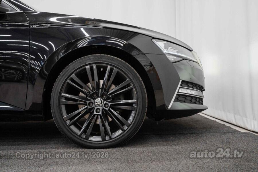 Pelēks Skoda SuperB 2022 Tallina, ar dzinēja tilpumu 1.40 L un nobraukumu 100 tūkst. km par 24900 €, foto 17 vietnē AUTOMOTO.COM.LV