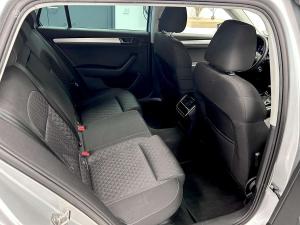 Grey Skoda SuperB 2022 in Vilnius, with an engine capacity of 1.97 L and mileage of 162 thousand km for 18000 €, photo 11 on AUTOMOTO.COM.LV