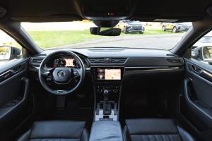 Grey Skoda SuperB 2022 in Ventspils, with an engine capacity of 1.40 L and mileage of 103 thousand km for 26700 €, photo 19 on AUTOMOTO.COM.LV