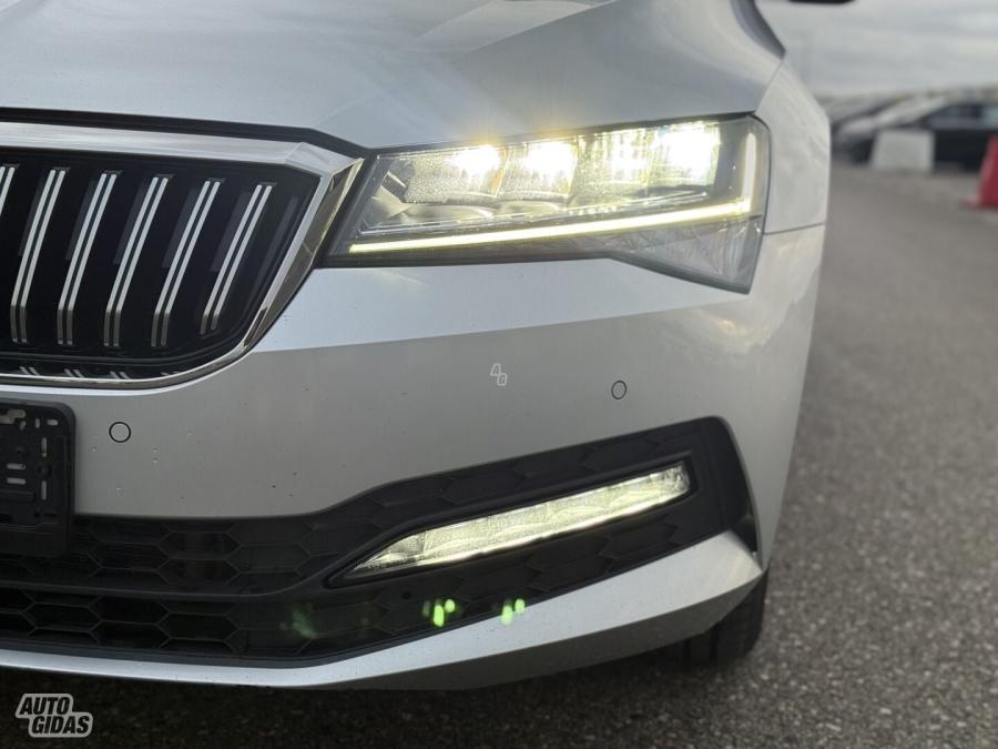 Pelēks Skoda SuperB 2022 Viļņa, ar dzinēja tilpumu 2.00 L un nobraukumu 217 tūkst. km par 15999 €, foto 4 vietnē AUTOMOTO.COM.LV
