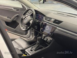 Grey Skoda SuperB 2023 in Tallinn, with an engine capacity of 2.00 L and mileage of 132 thousand km for 24900 €, photo 3 on AUTOMOTO.COM.LV