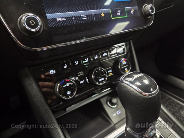 Pelēks Skoda SuperB 2023 Tallina, ar dzinēja tilpumu 2.00 L un nobraukumu 75 tūkst. km par 25900 €, foto 10 vietnē AUTOMOTO.COM.LV