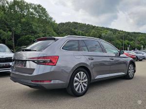 Pelēks Skoda SuperB 2023 Viļņa, ar dzinēja tilpumu 1.97 L un nobraukumu 86 tūkst. km par 23500 €, foto 6 vietnē AUTOMOTO.COM.LV
