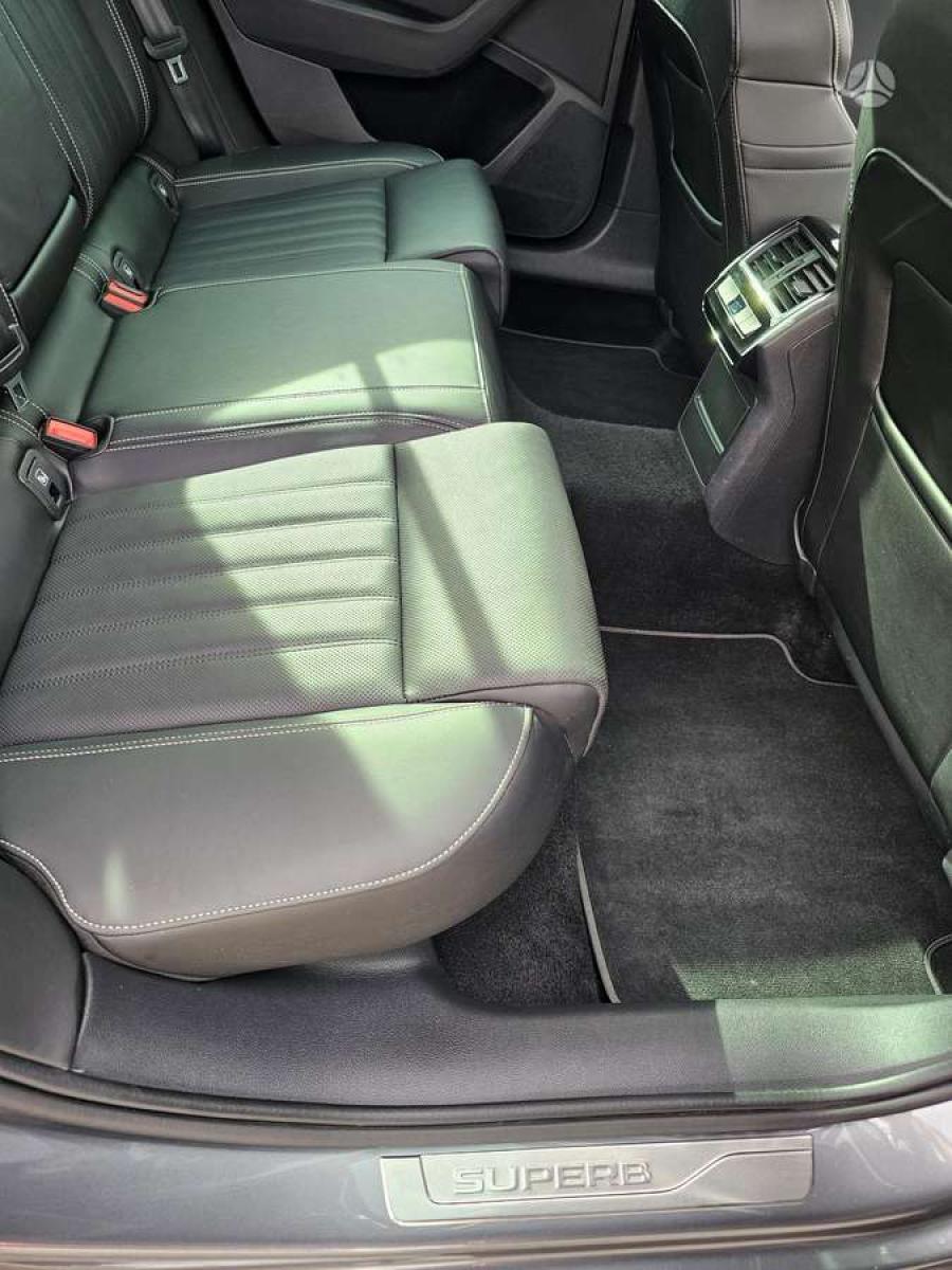 Pelēks Skoda SuperB 2023 Viļņa, ar dzinēja tilpumu 1.97 L un nobraukumu 86 tūkst. km par 23500 €, foto 28 vietnē AUTOMOTO.COM.LV