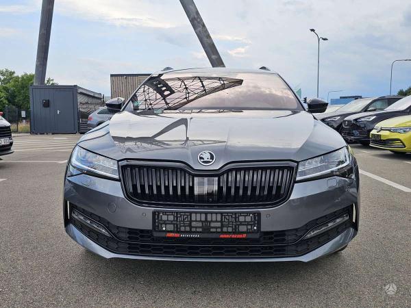 Grey Skoda SuperB 2023 in Vilnius, with an engine capacity of 1.97 L and mileage of 180 thousand km for 21500 €, photo 3 on AUTOMOTO.COM.LV