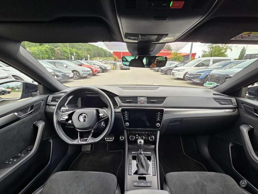 Pelēks Skoda SuperB 2023 Viļņa, ar dzinēja tilpumu 1.97 L un nobraukumu 180 tūkst. km par 21500 €, foto 12 vietnē AUTOMOTO.COM.LV