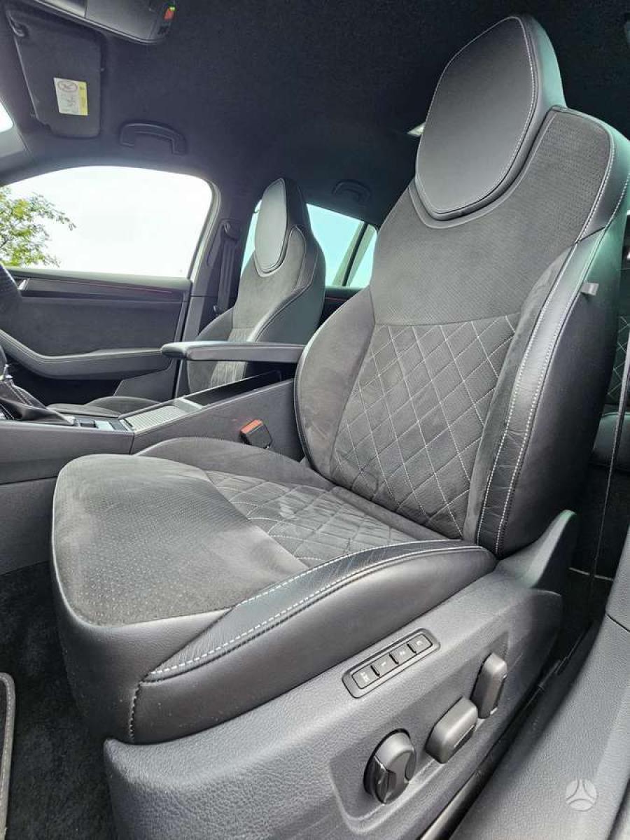 Pelēks Skoda SuperB 2023 Viļņa, ar dzinēja tilpumu 1.97 L un nobraukumu 180 tūkst. km par 21500 €, foto 15 vietnē AUTOMOTO.COM.LV