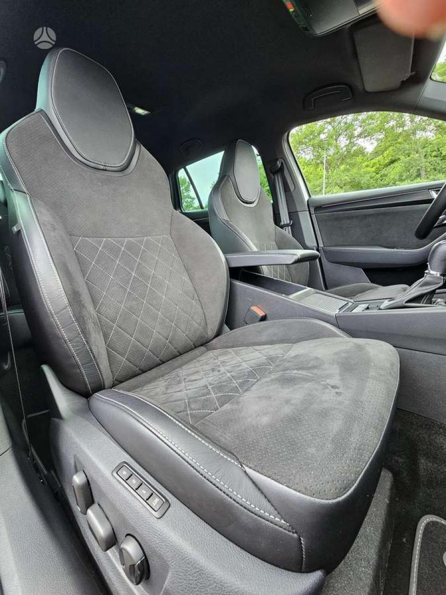 Pelēks Skoda SuperB 2023 Viļņa, ar dzinēja tilpumu 1.97 L un nobraukumu 180 tūkst. km par 21500 €, foto 16 vietnē AUTOMOTO.COM.LV