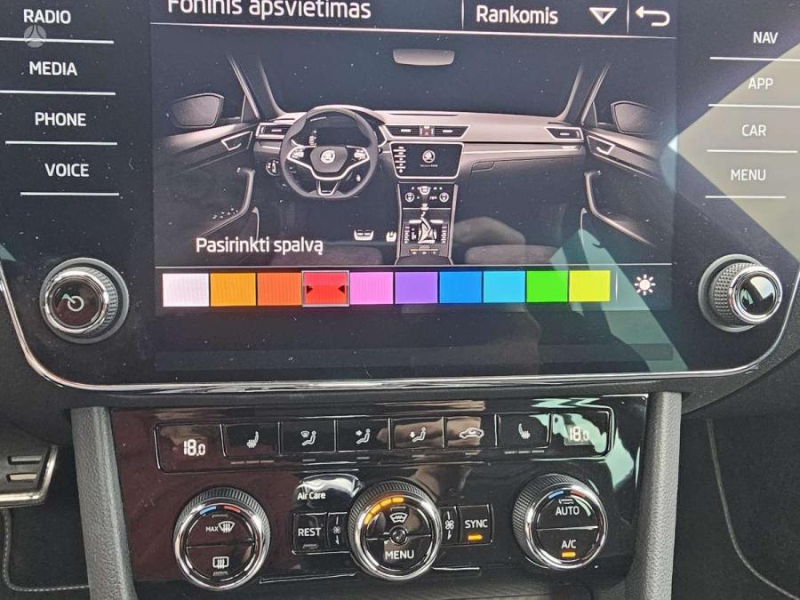 Pelēks Skoda SuperB 2023 Viļņa, ar dzinēja tilpumu 1.97 L un nobraukumu 180 tūkst. km par 21500 €, foto 23 vietnē AUTOMOTO.COM.LV