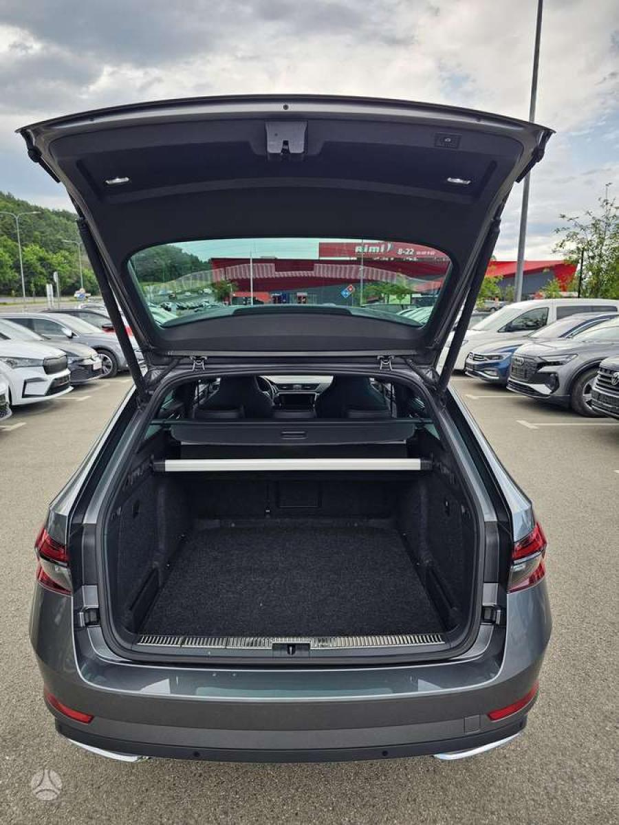 Pelēks Skoda SuperB 2023 Viļņa, ar dzinēja tilpumu 1.97 L un nobraukumu 180 tūkst. km par 21500 €, foto 30 vietnē AUTOMOTO.COM.LV
