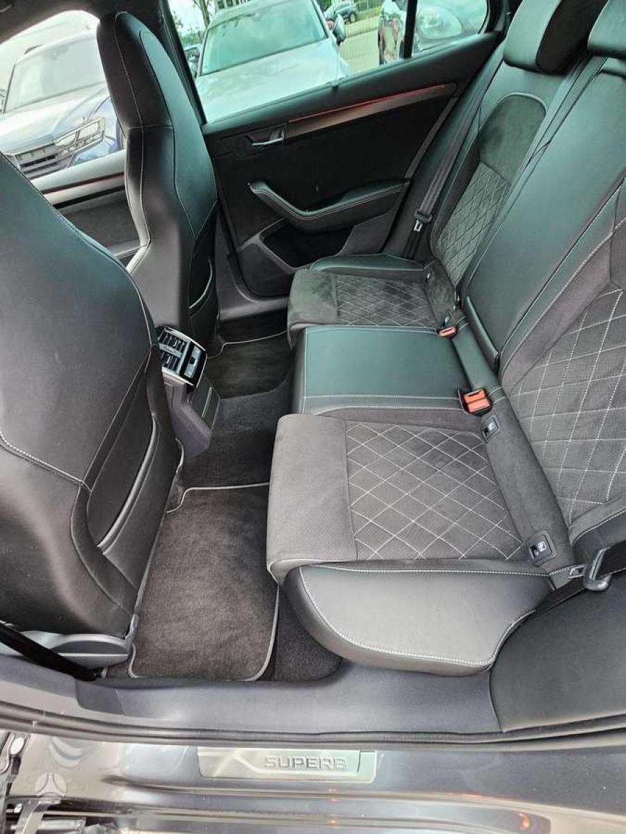 Pelēks Skoda SuperB 2023 Viļņa, ar dzinēja tilpumu 1.97 L un nobraukumu 180 tūkst. km par 21500 €, foto 32 vietnē AUTOMOTO.COM.LV