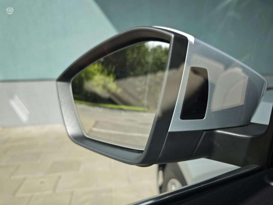 Pelēks Skoda SuperB 2023 Viļņa, ar dzinēja tilpumu 1.97 L un nobraukumu 157 tūkst. km par 21600 €, foto 25 vietnē AUTOMOTO.COM.LV