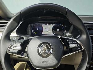 Pelēks Skoda SuperB 2023 Viļņa, ar dzinēja tilpumu 1.97 L un nobraukumu 157 tūkst. km par 21600 €, foto 29 vietnē AUTOMOTO.COM.LV