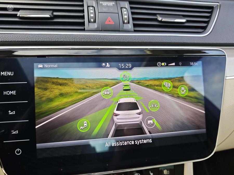Pelēks Skoda SuperB 2023 Viļņa, ar dzinēja tilpumu 1.97 L un nobraukumu 157 tūkst. km par 21600 €, foto 30 vietnē AUTOMOTO.COM.LV