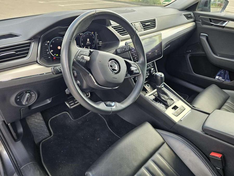 Grey Skoda SuperB 2023 in Vilnius, with an engine capacity of 1.97 L and mileage of 160 thousand km for 22500 €, photo 14 on AUTOMOTO.COM.LV